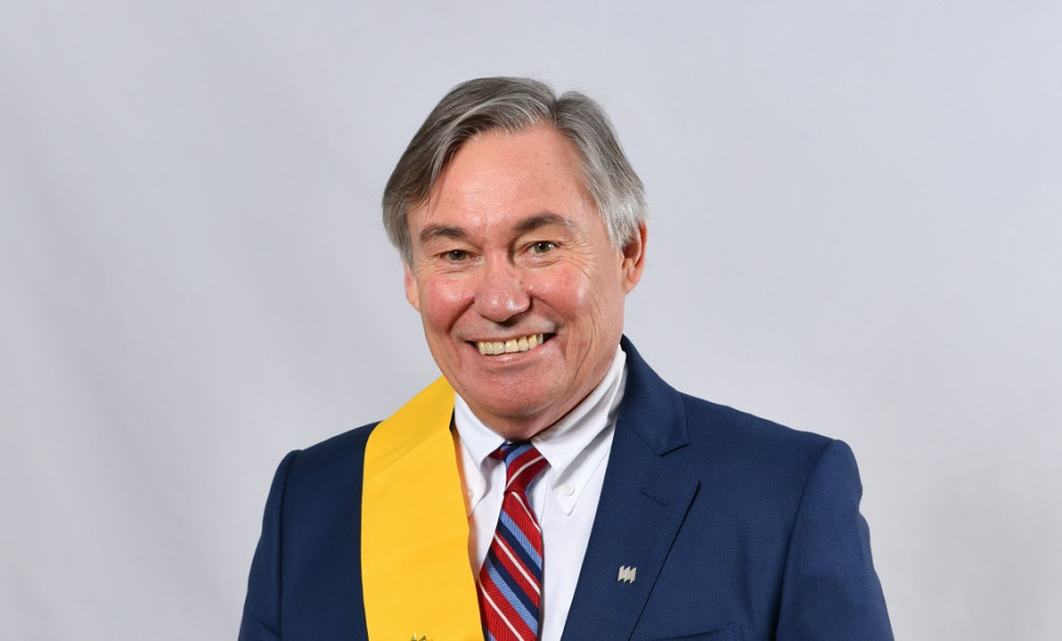 លោក Robert Elliott ប្រធានក្រុមប្រឹក្សាភិបាលនៃក្រុមហ៊ុន មេនូឡាយហ្វ៍ ...