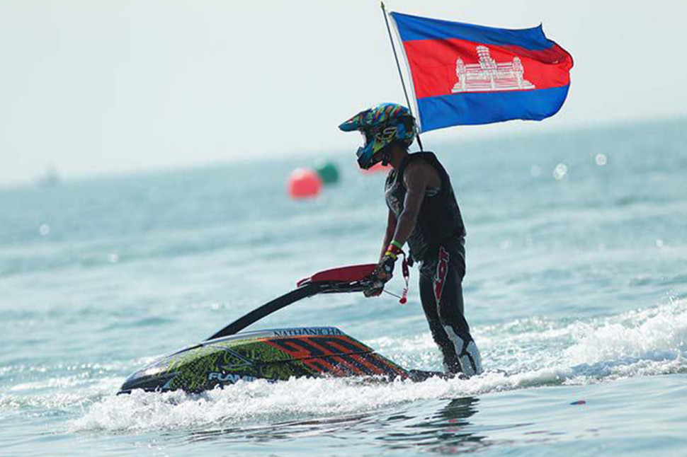 សាលី អ៊ូមើត ចេញ ប្រកួត កម្រិត ពិភព លោក ស្អែក នេះ តំណាង ឲ្យ កម្ពុជា ជា ...