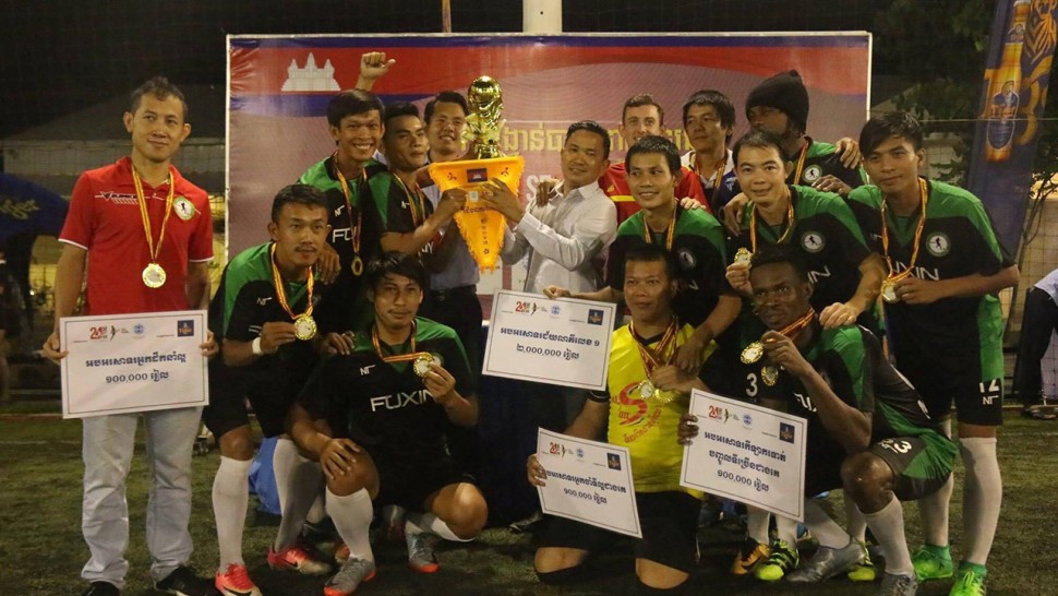 Rolling FC ប្រកាស ស្វែង រក អ្នក ជួយ ក្រោយ បាន កៅអី លេង តំណាង កម្ពុជា ...