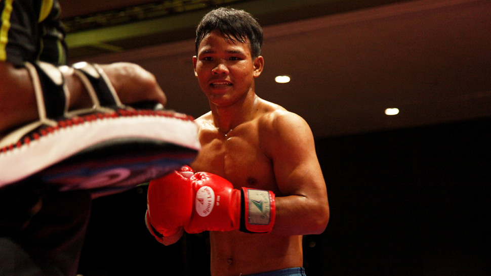 សុខ ធី ចាញ់ Lerdsila ដោយ ពិន្ទុ មុននេះ - Sabay News