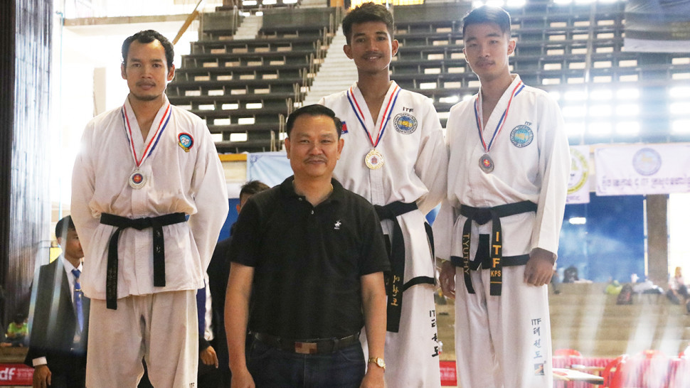 តេក្វាន់ដូ ITF បំពាក់ មេដាយ លើ ៥វិញ្ញាសា សិន មុន បញ្ចប់ ការ ប្រកួត ...