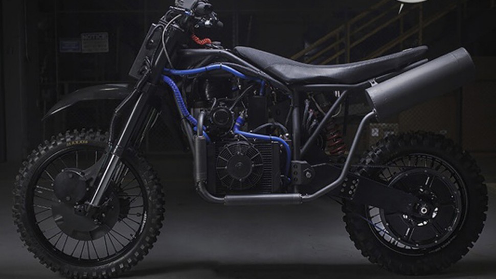 ម៉ូតូ បំបាំង កាយ ពិសេស ជិះ ទៅ មុខ បាន ដោយ ប្រើ ប្រេងឆា អូ លីវ! - Sabay News