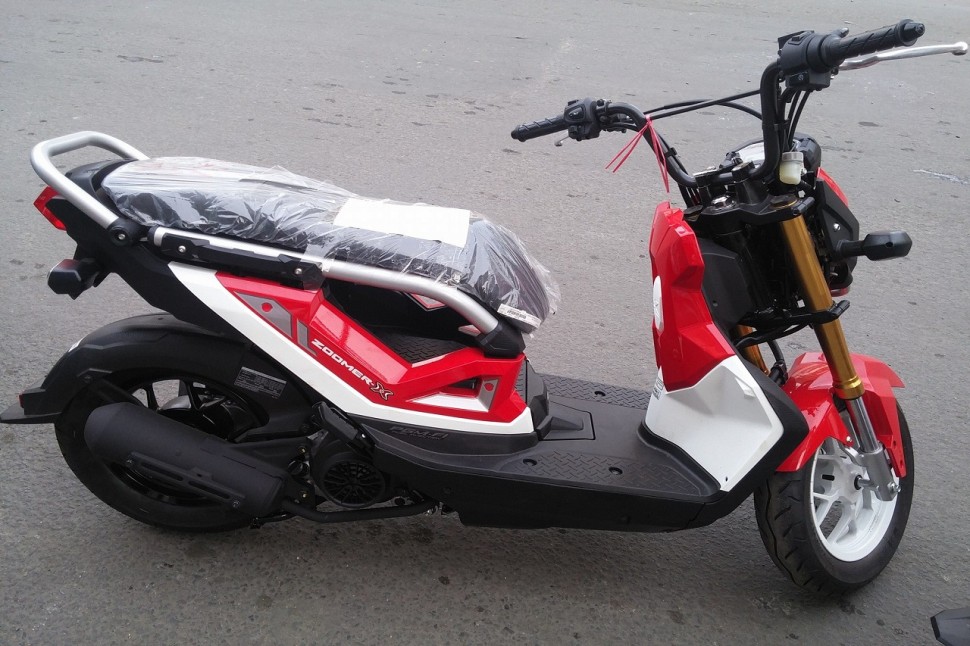 តោះ! តាម ដាន តម្លៃ ម៉ូតូ Zoomer X នៅ ខ្មែរ - Sabay News